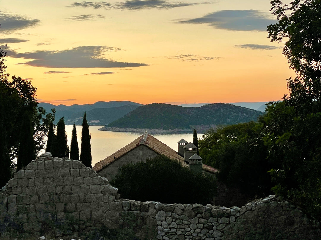 ARQUISTE Parfumeur | Evocative Fragrances & Candles